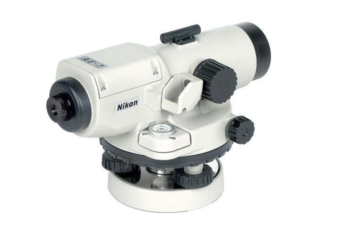 Niveau automatique AE-7 / AE-7C (Nikon) | AGT Website